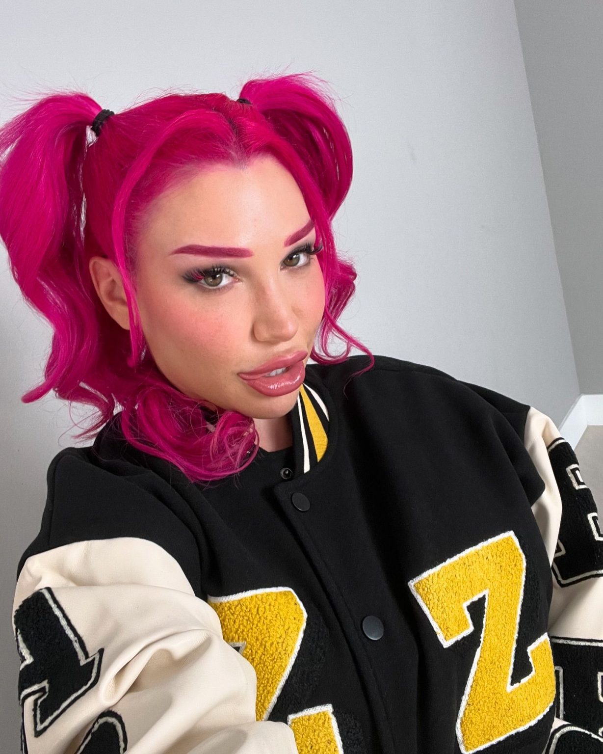 Lily Lou: Age, Career, Family, Bio & More