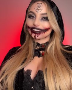 Aria Banks: Full Biography and Career Highlights - Homeglowery