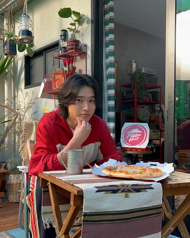 Kento Yamazaki Wife: Know The Woman Behind the Star